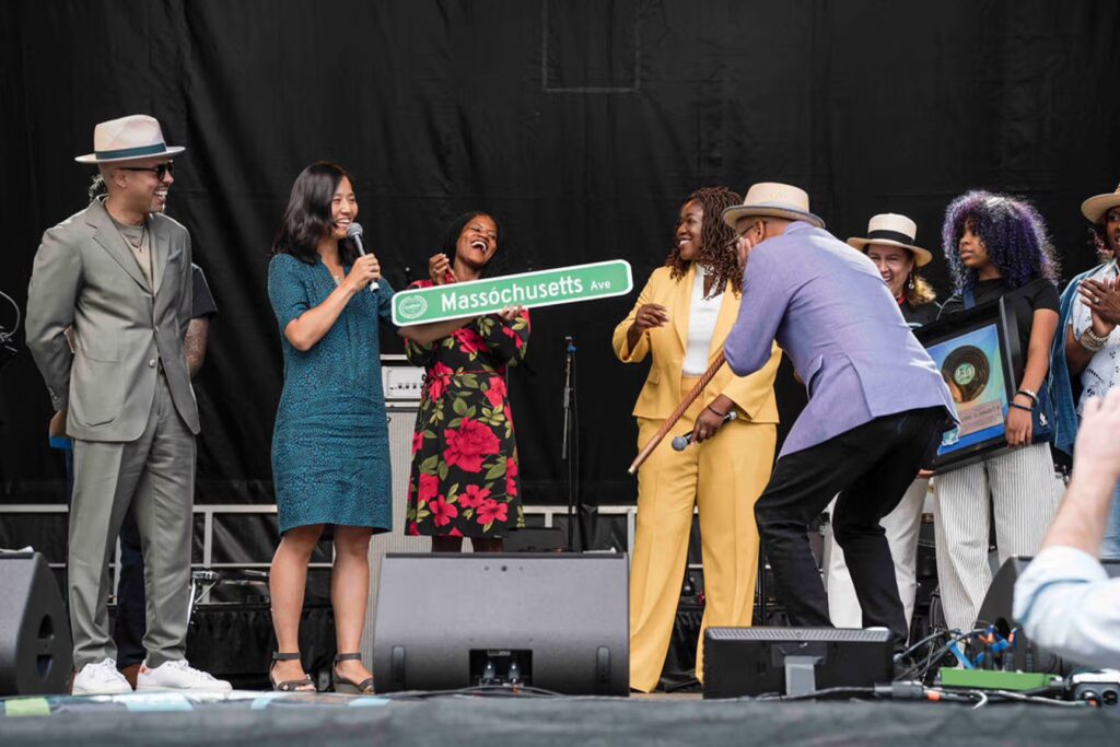 Masso Con Salsa - Embrace Boston